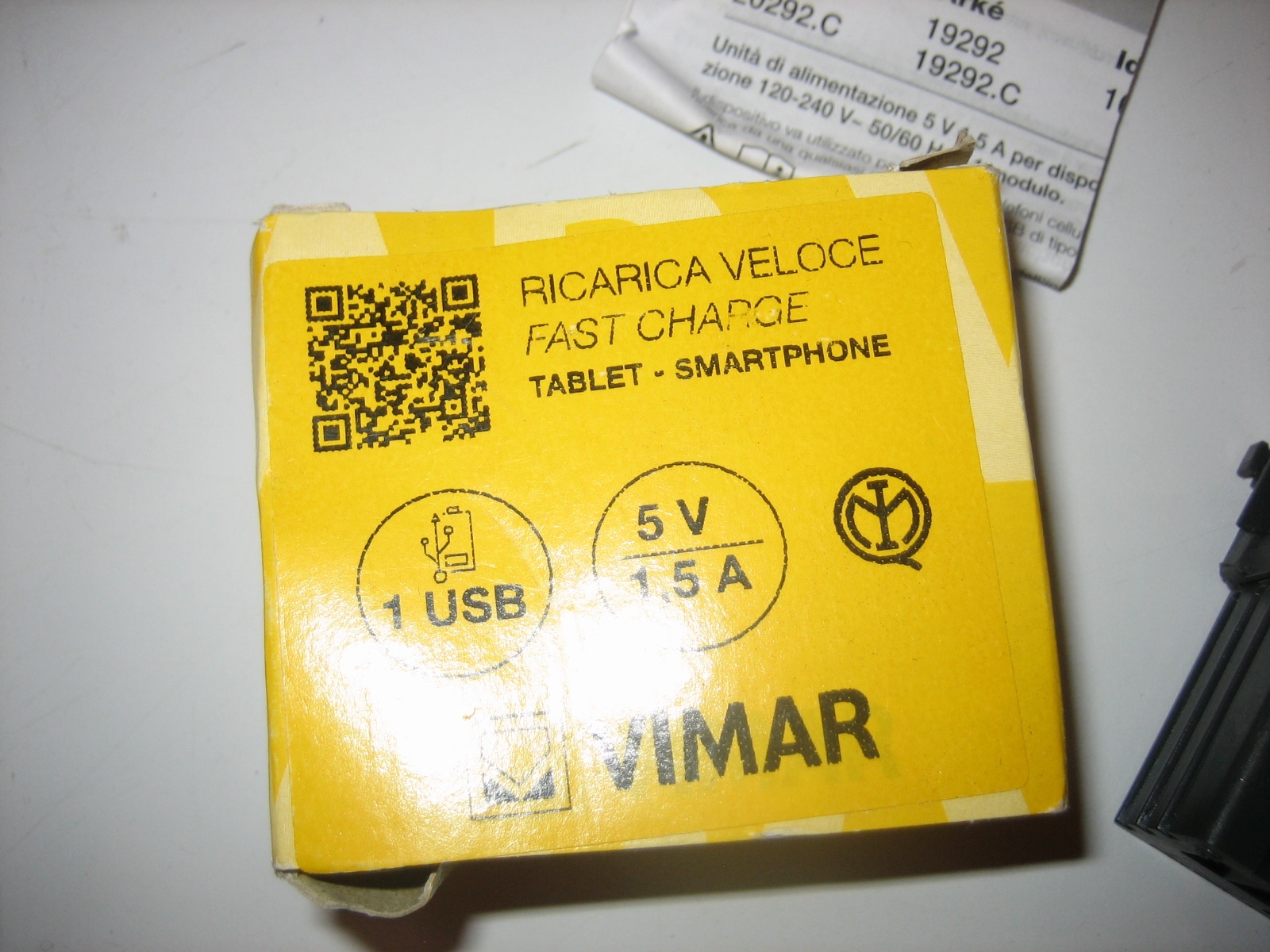 Vimar 20292 USB FastCharge Outlet - NEW - Max Marine Electronics