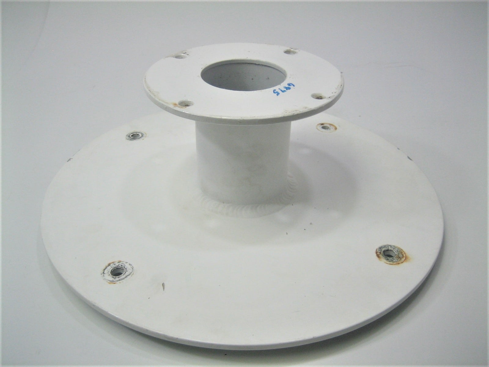 5" Aluminum White Riser Mount for 18" Sat Domes 9" Square Hole Pattern ...
