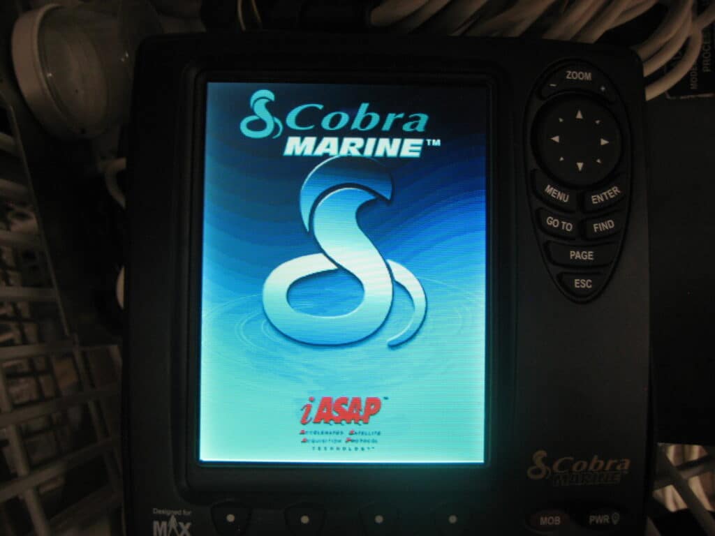 Cobra MC 600Cx GPS Chartplotter HEAD UNIT & POWER CABLE ONLY - Great ...