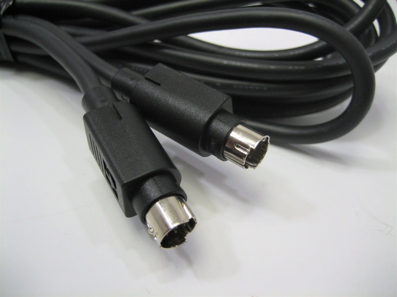 Icom OPC-1106 Seperation Cable for IC-M802 VHF Radio and RC-25 ...