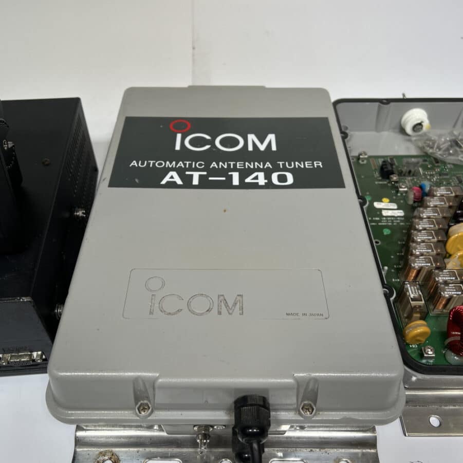 Icom IC-M802 SSB HF Radiotelephone + AT-140 & AT-120 Tuner FOR PARTS ...