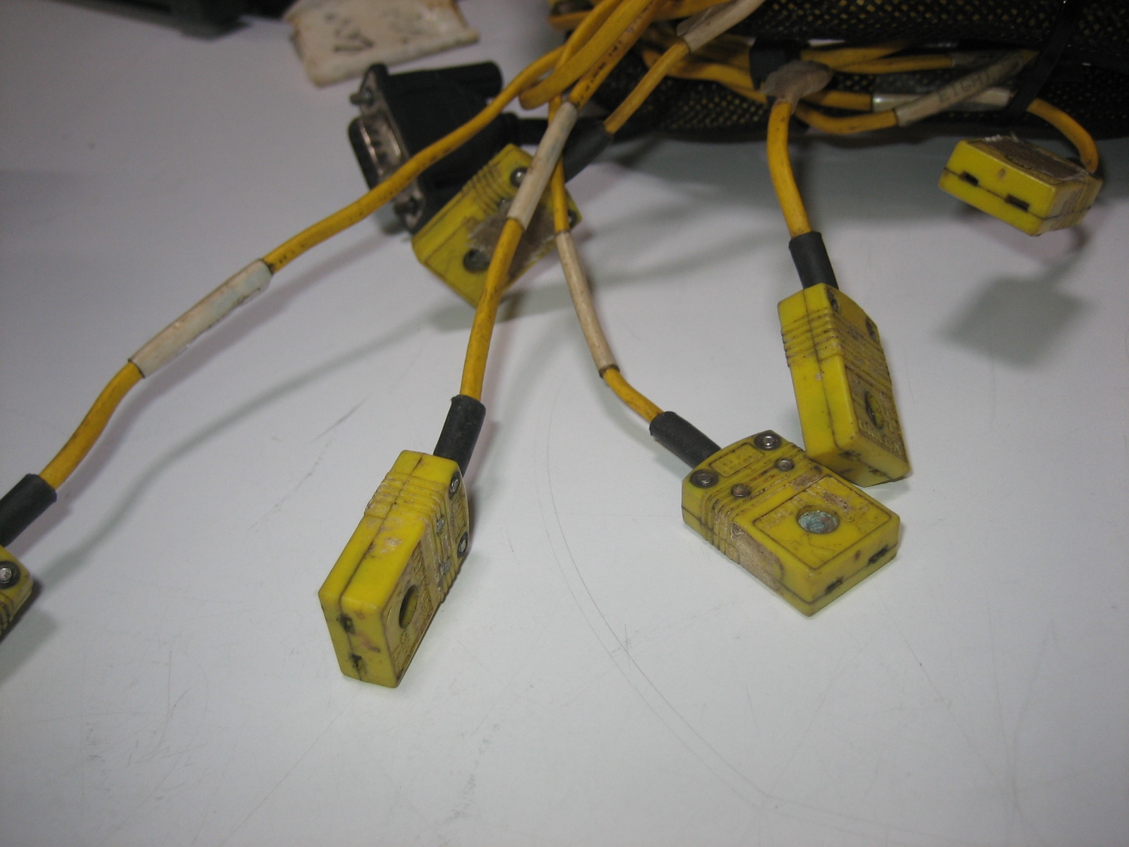 Fluke Hydra Data Bucket with 2645A Universal Input Module - Good Condition - Max Marine Electronics