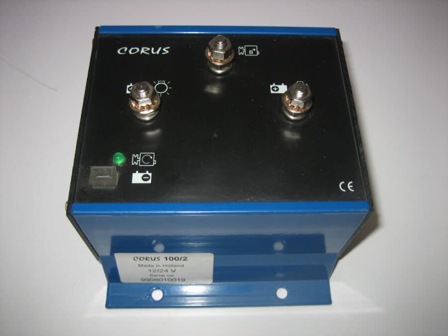 Corus 100/2 Marine Battery Isolator - 100a 1 Input 2 Outputs - TESTED ...