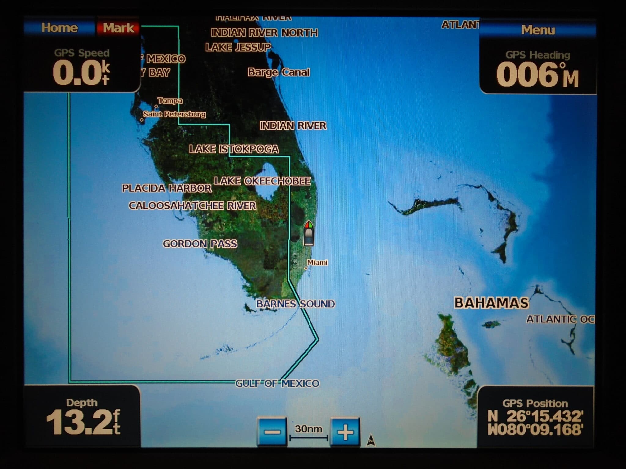 GARMIN GPSmap 5215 Touchscreen Multi-Function W/Suncover (Good ...