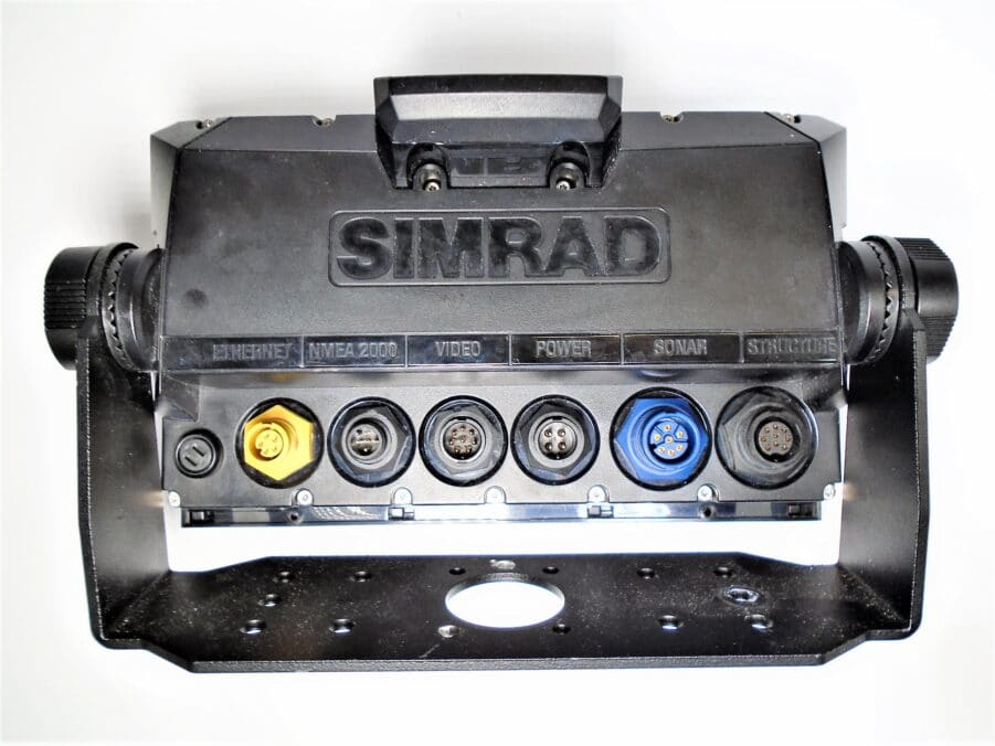 Simrad NSS7 Evo 2 Display AMER W/ Suncover - Great Condition - Tested ...
