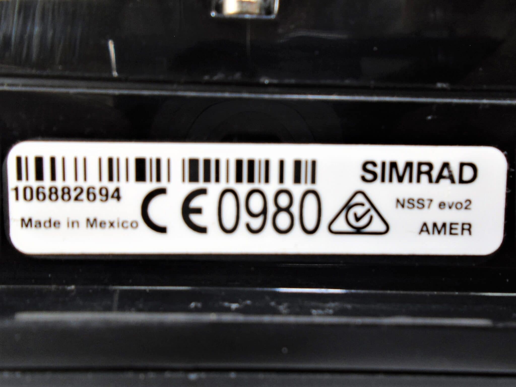 Simrad NSS7 Evo 2 Display AMER W/ Suncover - Great Condition - Tested ...