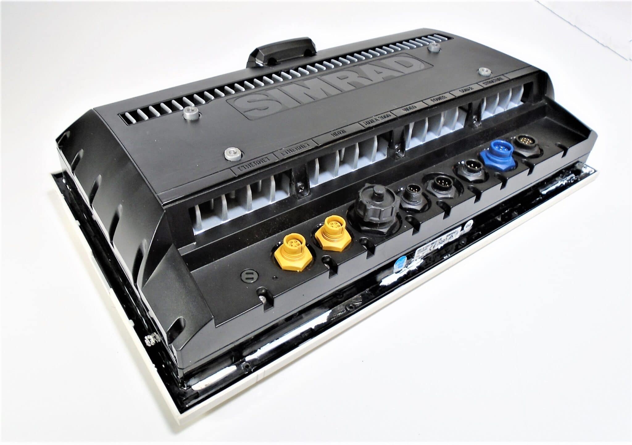 Simrad NSS16 Evo2 16" Touchscreen MFD Chartplotter (Tested Good) - Max ...