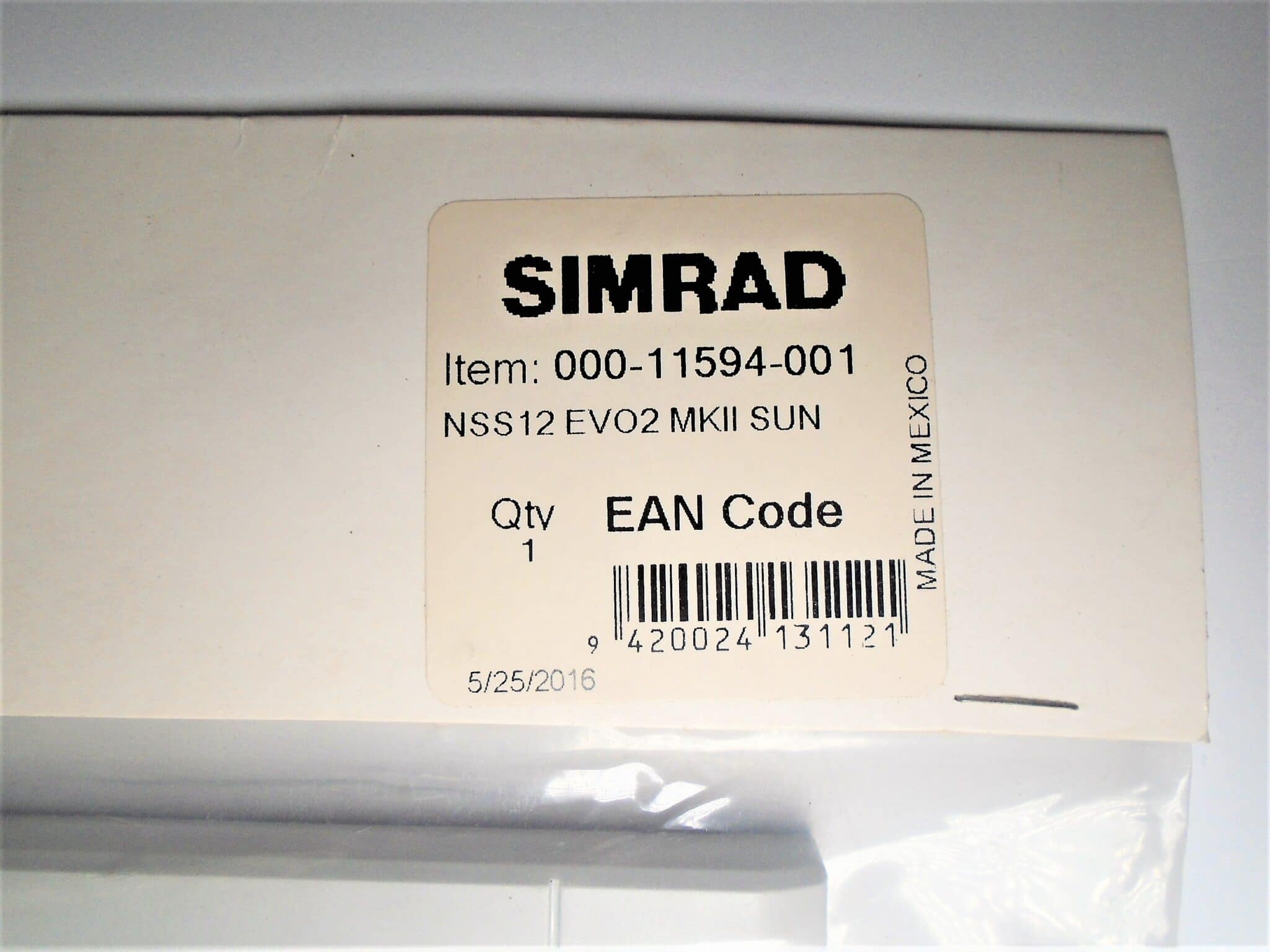 Simrad (000-11594-001) NSS12 Evo2 MKII Protective Suncover Sun Cover ...
