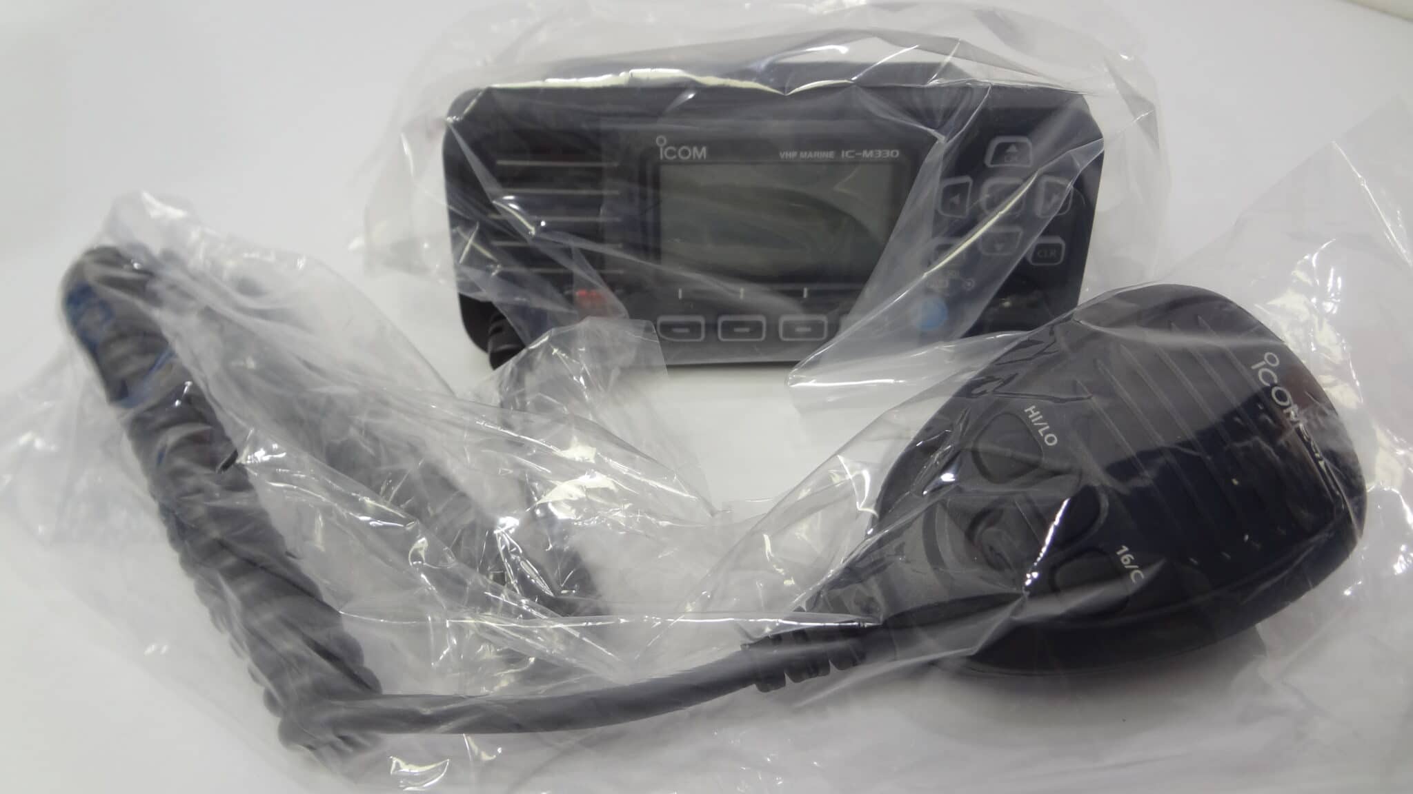 Icom IC-M330 Compact Submersible Marine VHF Transceiver Unit with Mic ...