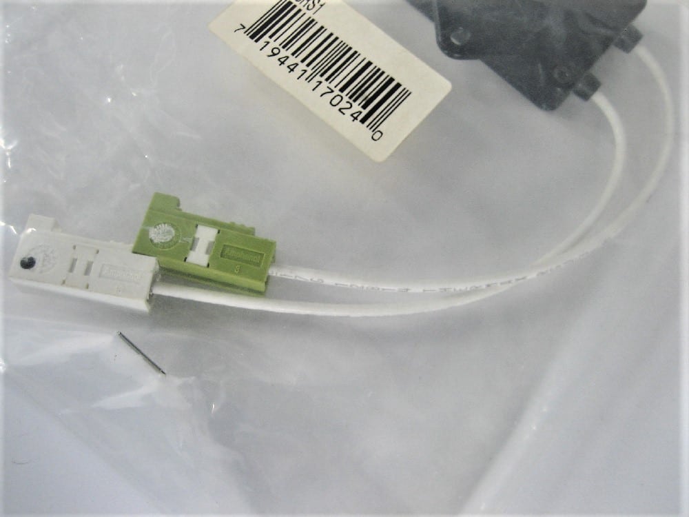 Shakespeare - Satellite Radio Antenna Splitter - SRS1 - 35-55-0920-00 ...