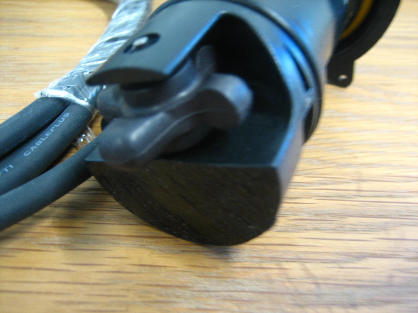 Airmar Navico 22098479 DST800 NMEA2000 Smart Triducer DEPTH SPEED TEMP ...