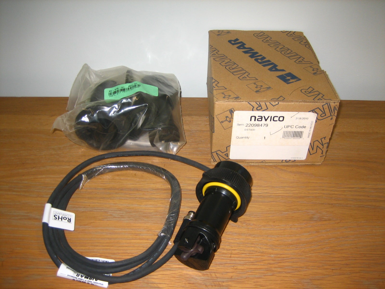 Airmar Navico 22098479 DST800 NMEA2000 Smart Triducer DEPTH SPEED TEMP ...