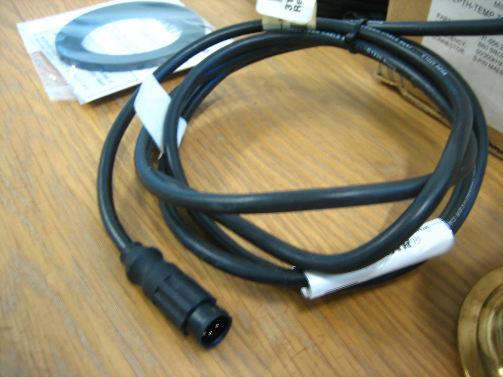 Navico Simrad Lowrance B&G Airmar *NEW* B60-20-BL 20° Transducer f/ NSS ...