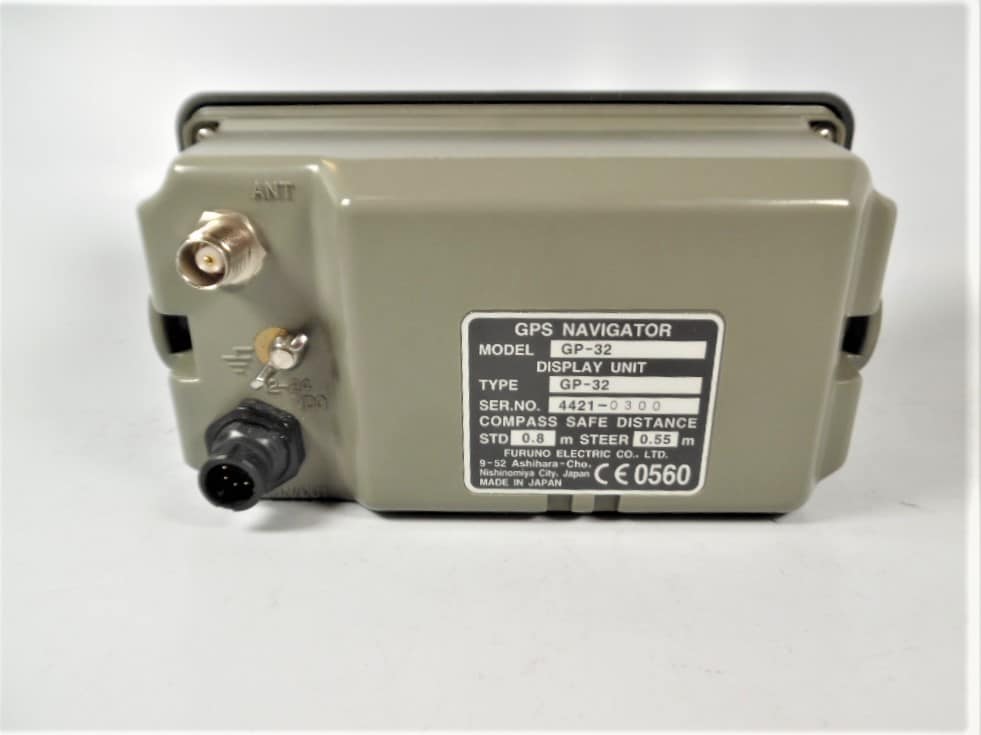 Furuno GP-32 GPS WAAS Navigator 3.5" Monochrome LCD Display Repeater ...