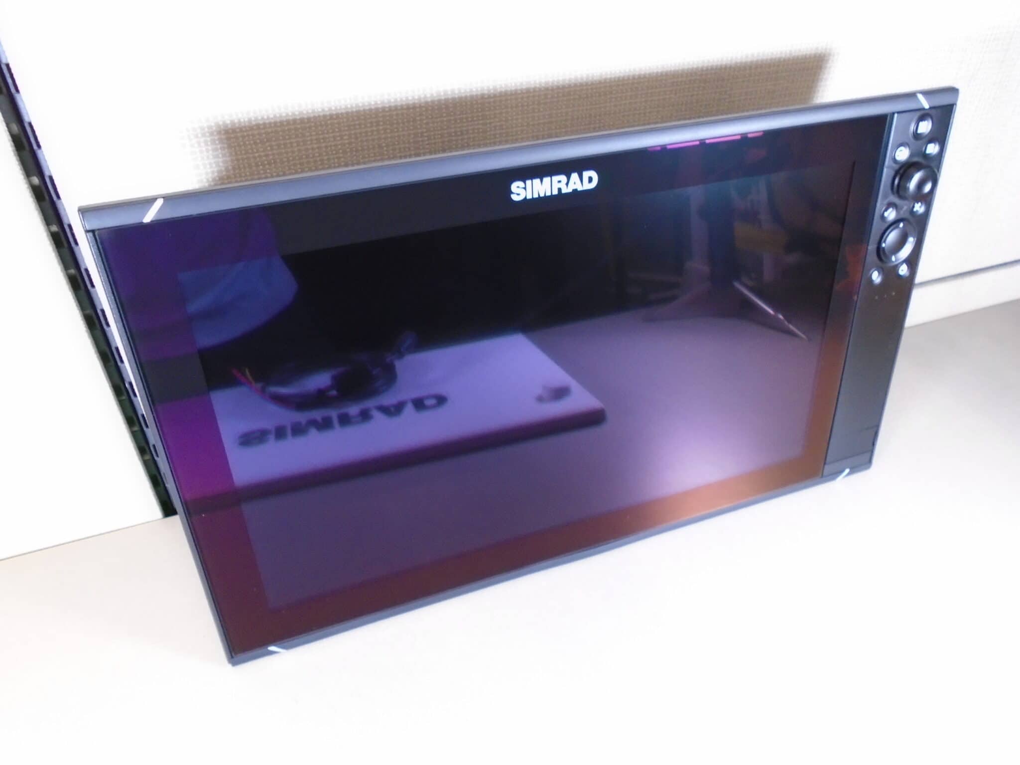 Simrad NSS16 Evo3 16" Touchscreen MFD Chartplotter Tested Good W ...