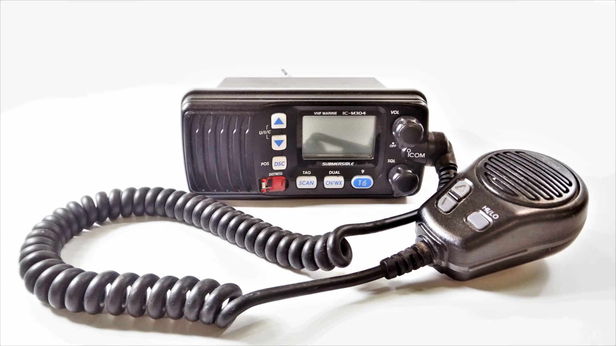Icom IC-M304 Submersible Marine VHF Radio Transceiver Unit W/ HM-164B ...