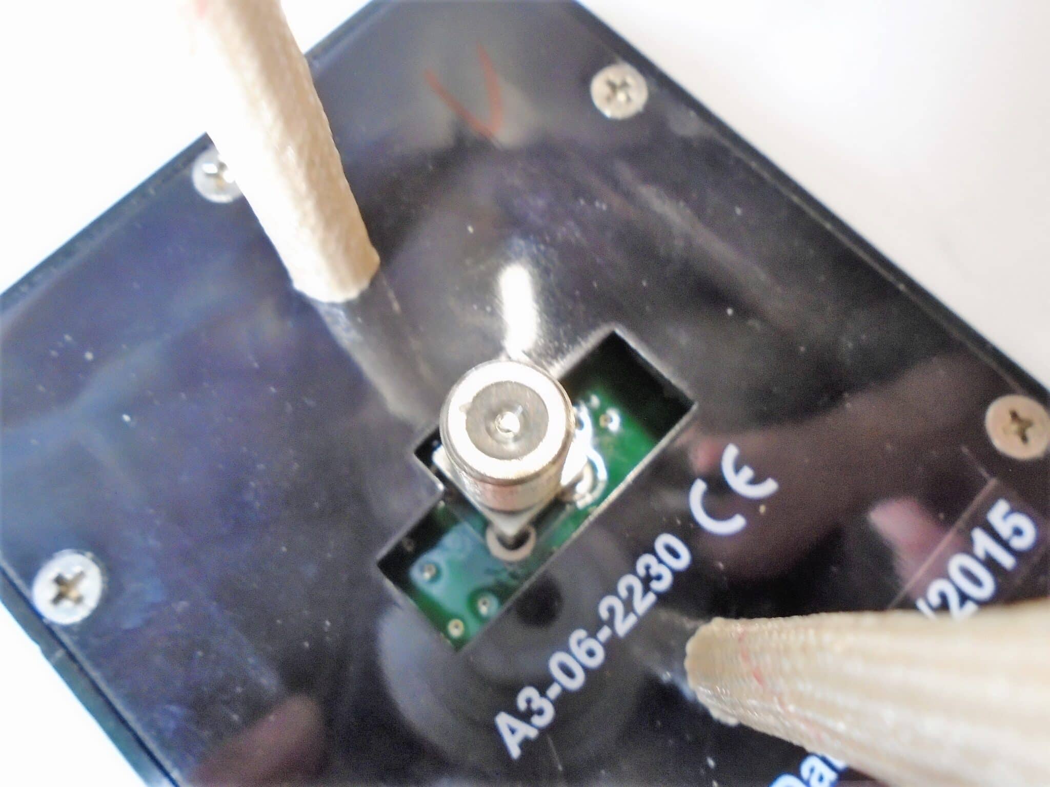 ACR RCL-100 LED Spotlight With Point Pad 12/24V (Tested) - Max Marine ...