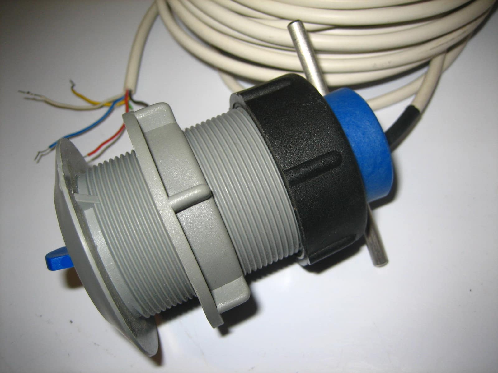 Robertson Dataline Simrad Nylon Speed Sensor Transducer w/Blue ...