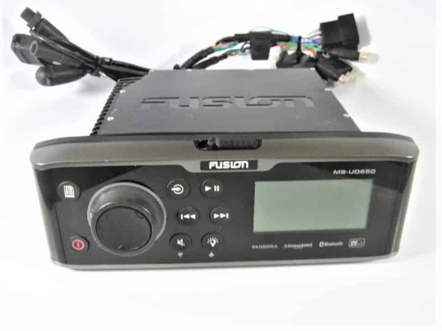Fusion - MS-UD650 Marine Entertainment System with Uni-Dock - TESTED ...