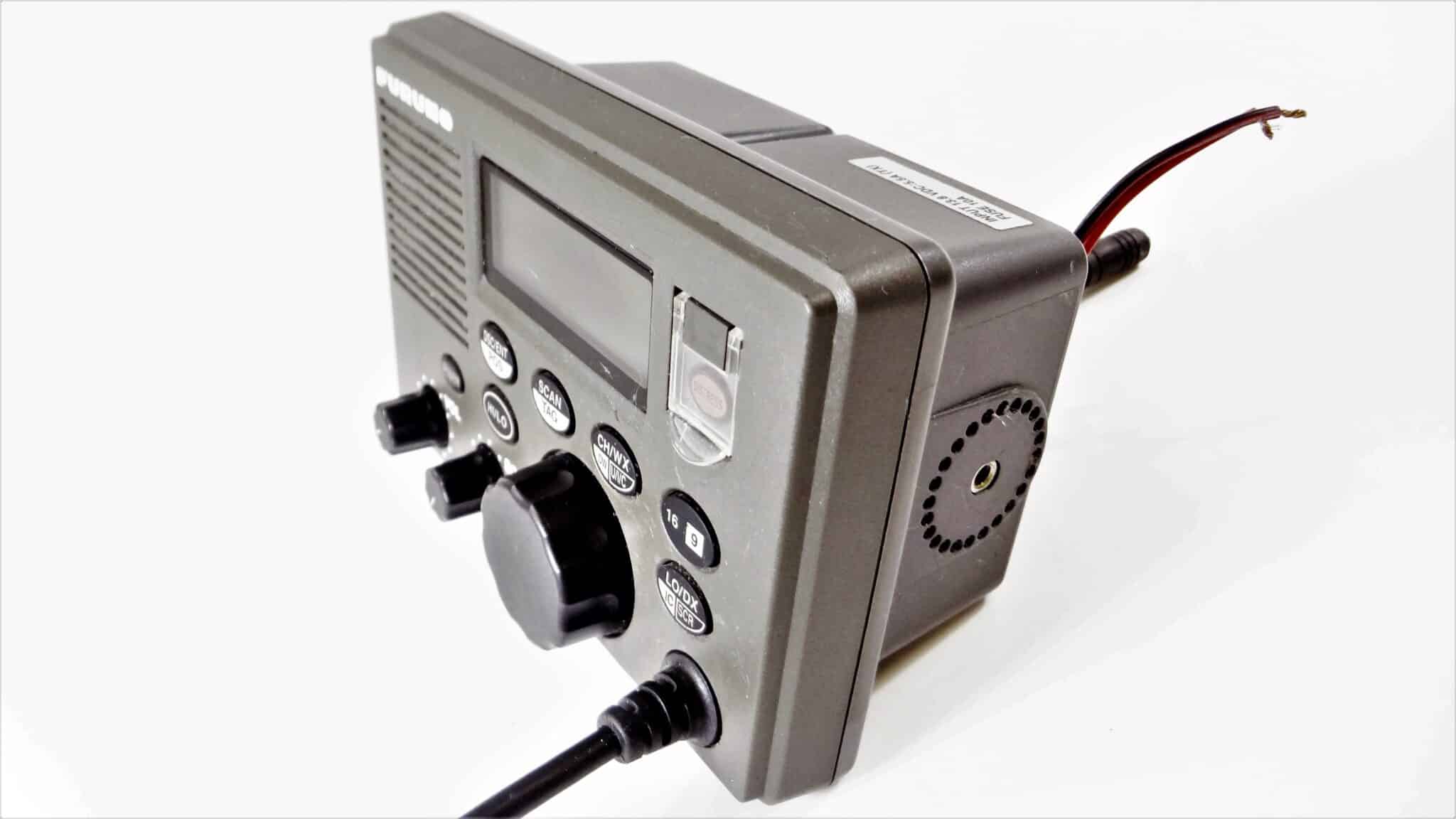 FURUNO FM-3000 Marine Commercial VHF RadioTelephone Transceiver w/ Mic ...