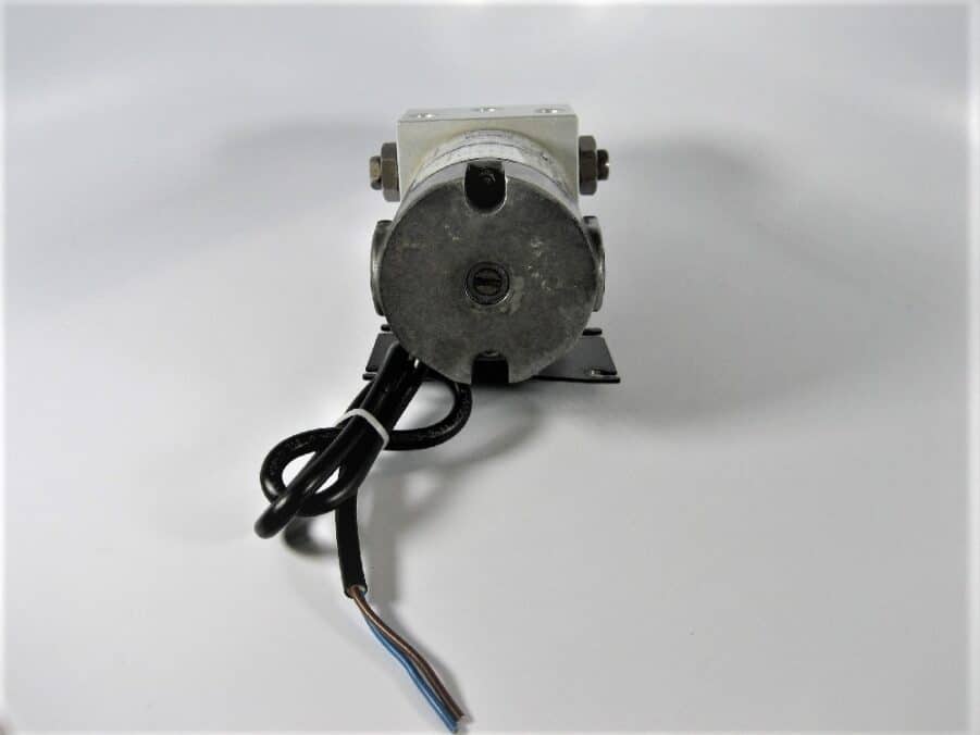 Simrad Robertson RPU160 Boat Autopilot Pump 12V Reversible - TESTED ...