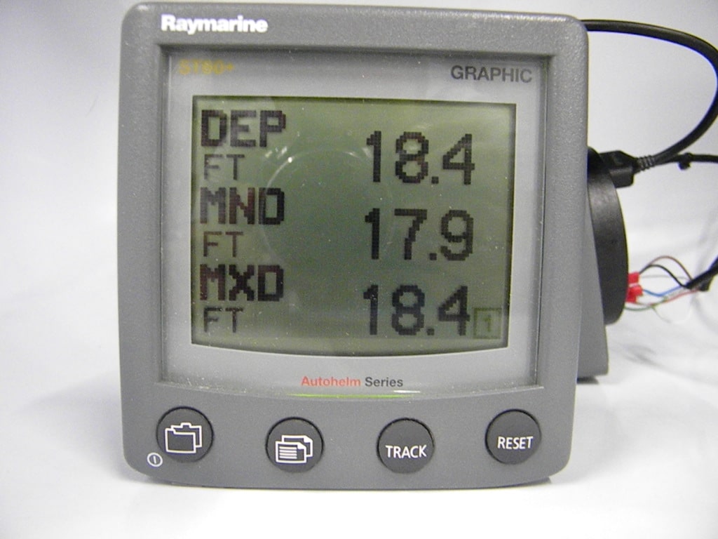 Raymarine ST60+ Graphic & Sun Cover - Good Cond E22075-P 90 Day WARR ...