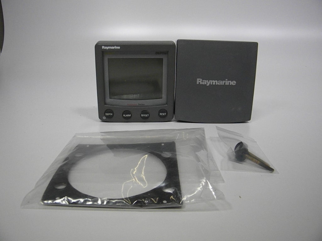 Raymarine ST60+ Depth Display Head w/Sun Cover-A22002-P-90 Day Warr ...