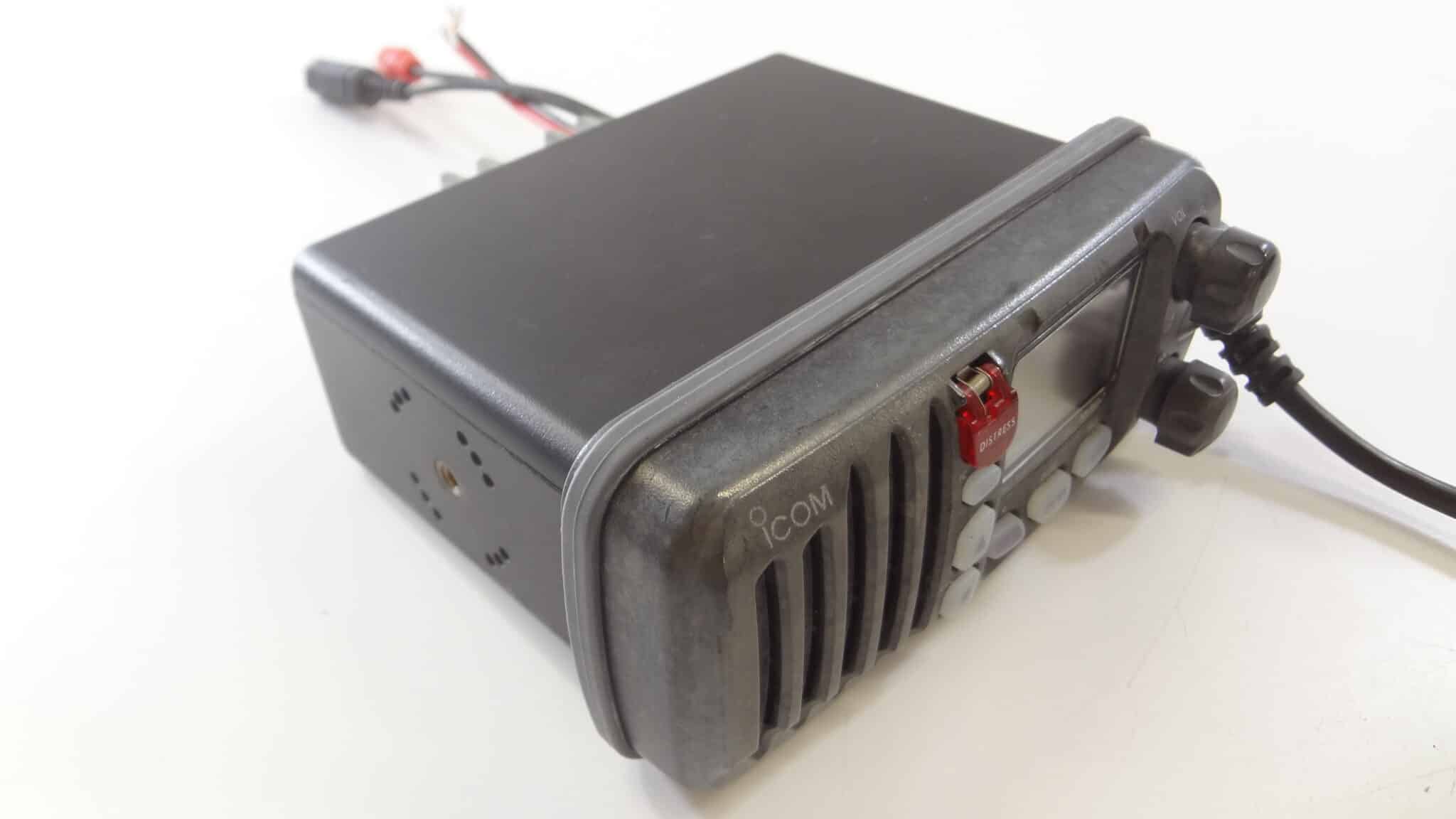 Icom IC-M402A Marine VHF Radio Transceiver Unit w/ HM-141B Hand ...