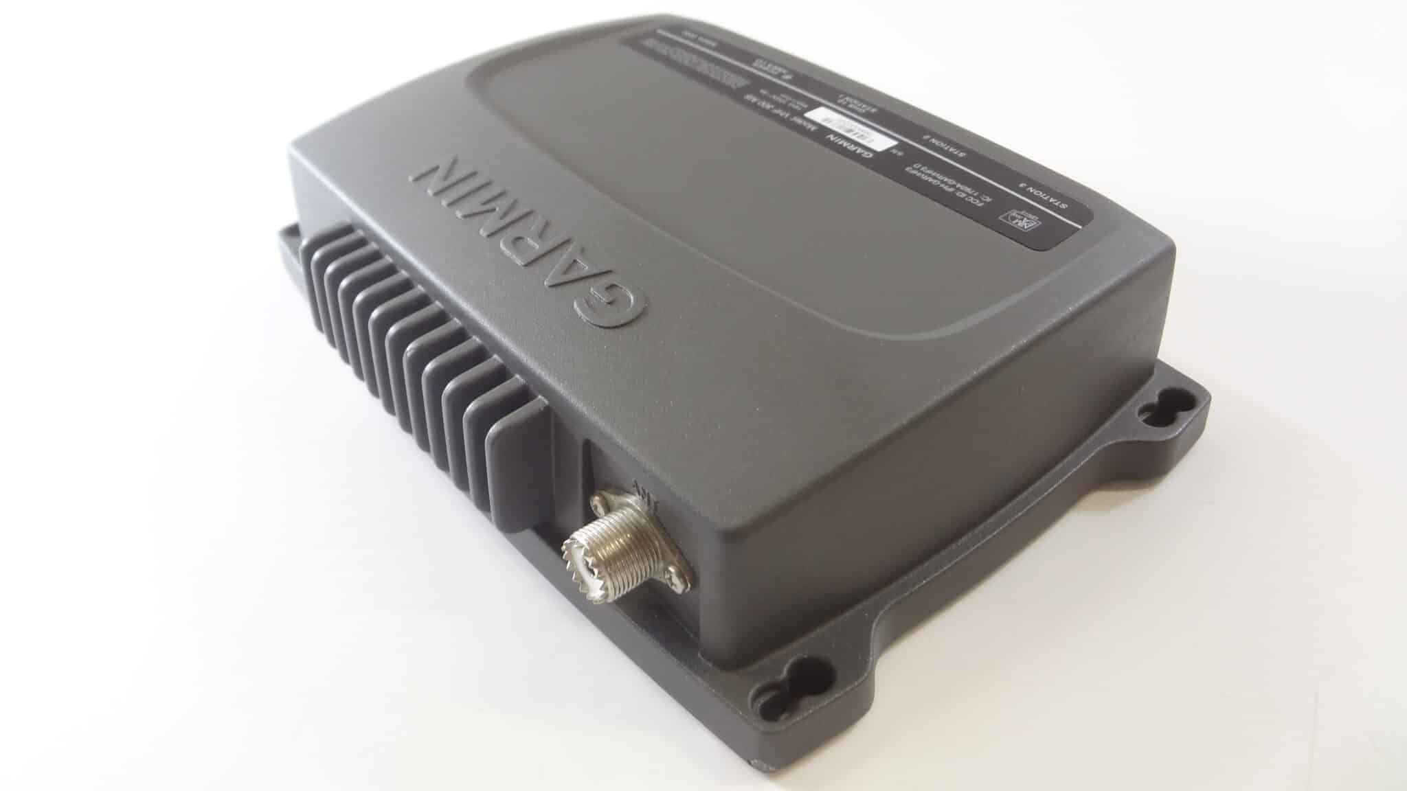 Garmin VHF 300 AIS Compact Marine VHF Two-Way Radio Transceiver Unit ...