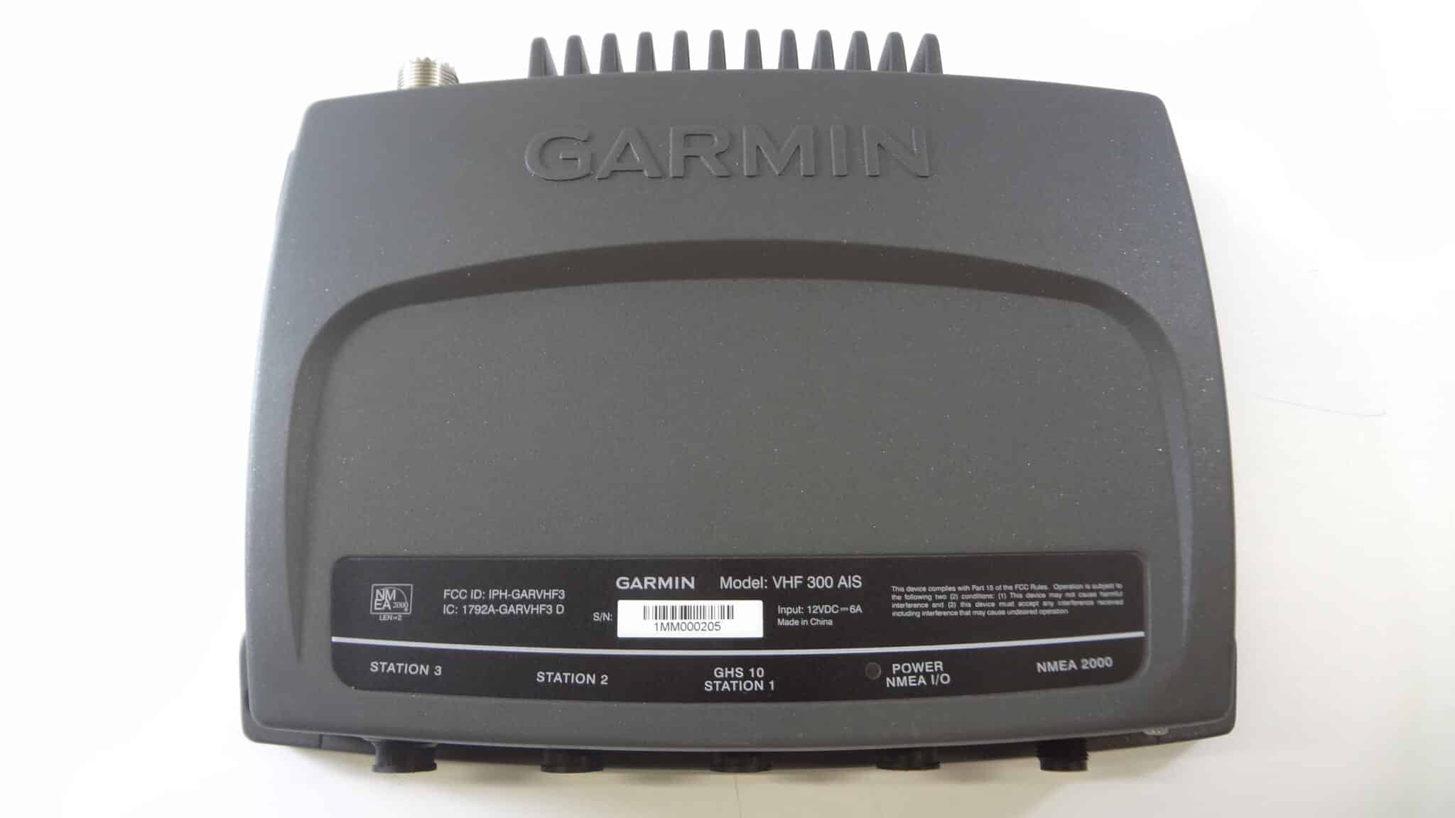 Garmin VHF 300 AIS Compact Marine VHF Two-Way Radio Transceiver Unit ...