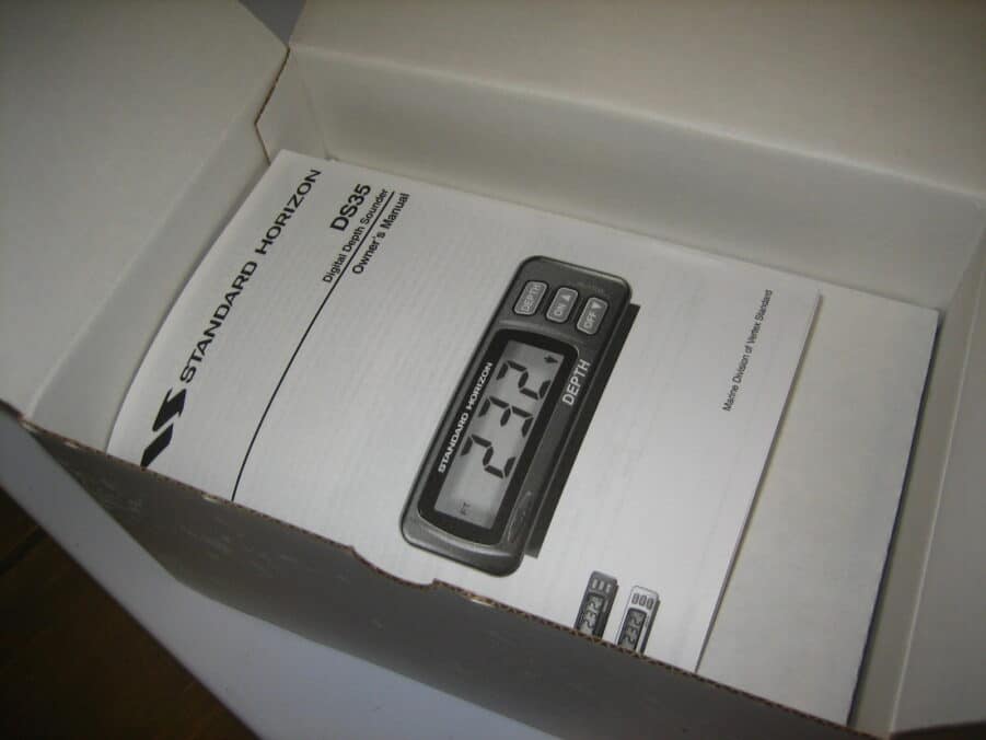 Standard Horizon Digital Depth Sounder Instrument DS35W *NEW OPEN BOX ...