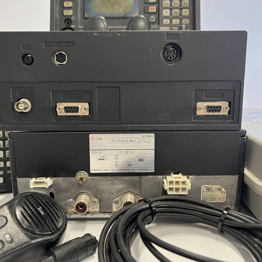 Icom IC-M802 SSB Radio Transceiver AT-140 AT-130 RC-25 HM-135 PARTS LOT ...