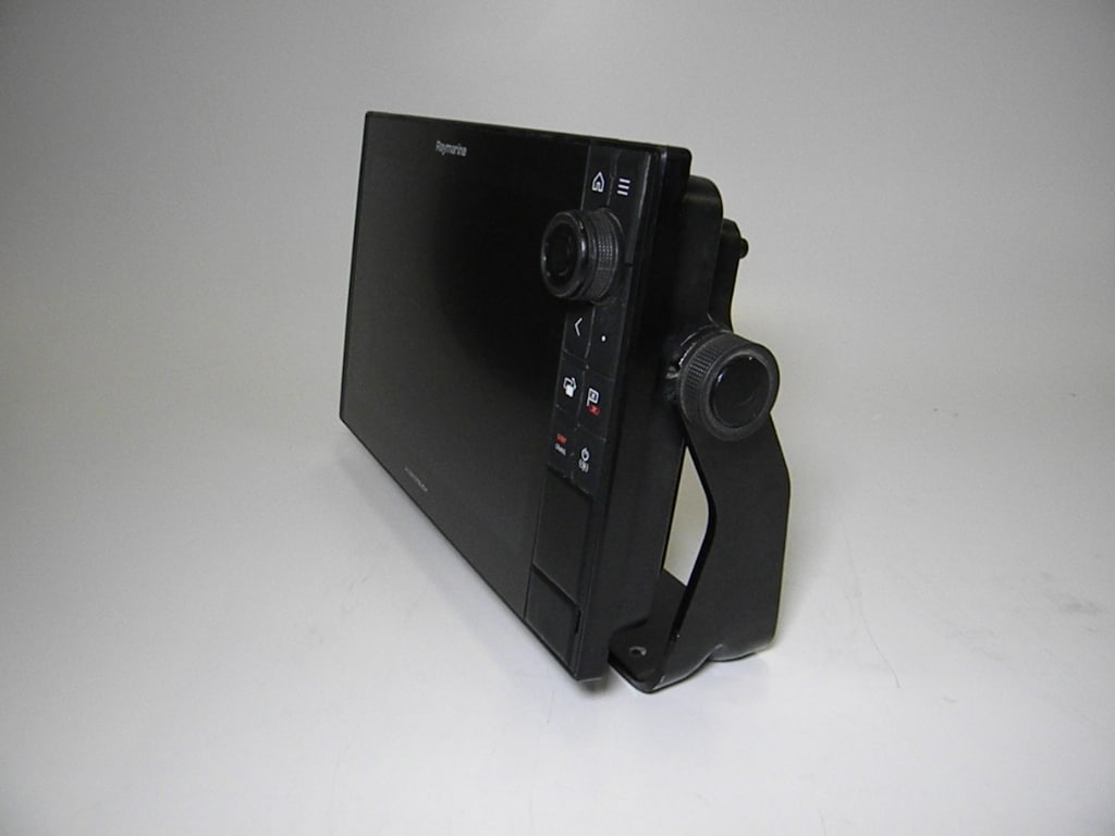 Raymarine Axiom 12 Pro RVX HybridTouch MFD -E70372- Tested - 90 Day ...