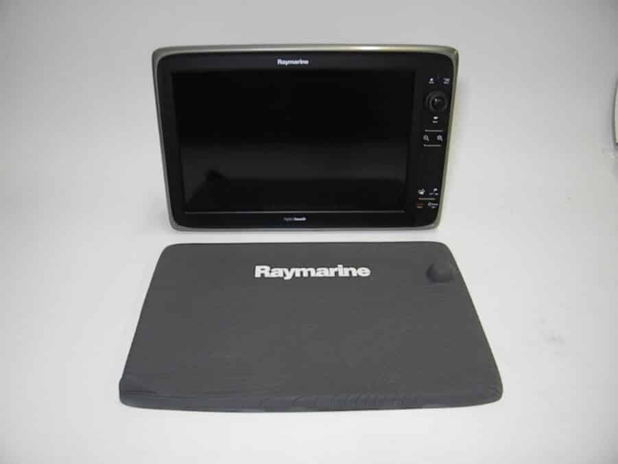 Raymarine e165 15.4" HybridTouch MFD Display -E70025- TESTED -90 Day ...
