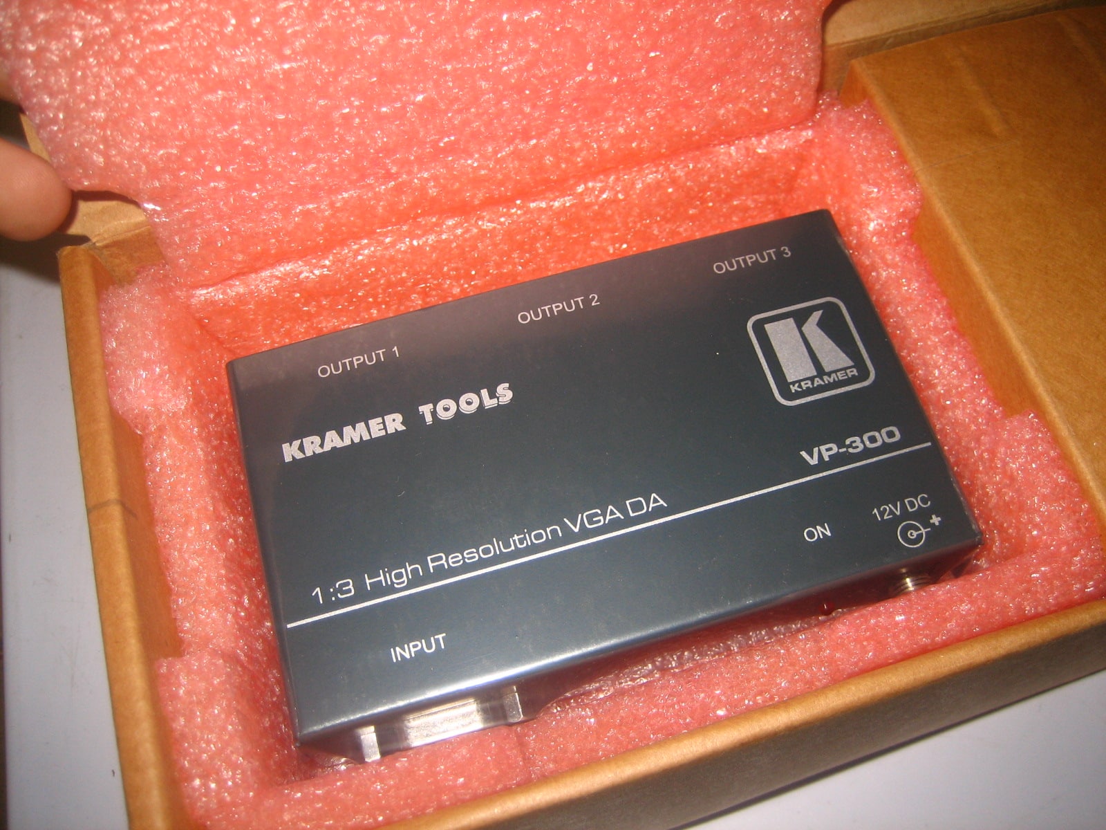 Kramer VP300 3:1 High Resolution VGA DA Distribution Amplifier - *NEW ...