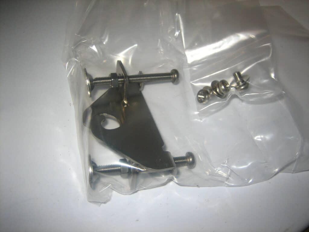 Furuno FM-3040 / Icom MB-75 VHF Flush Mount Bracket Kit **New** - Max ...