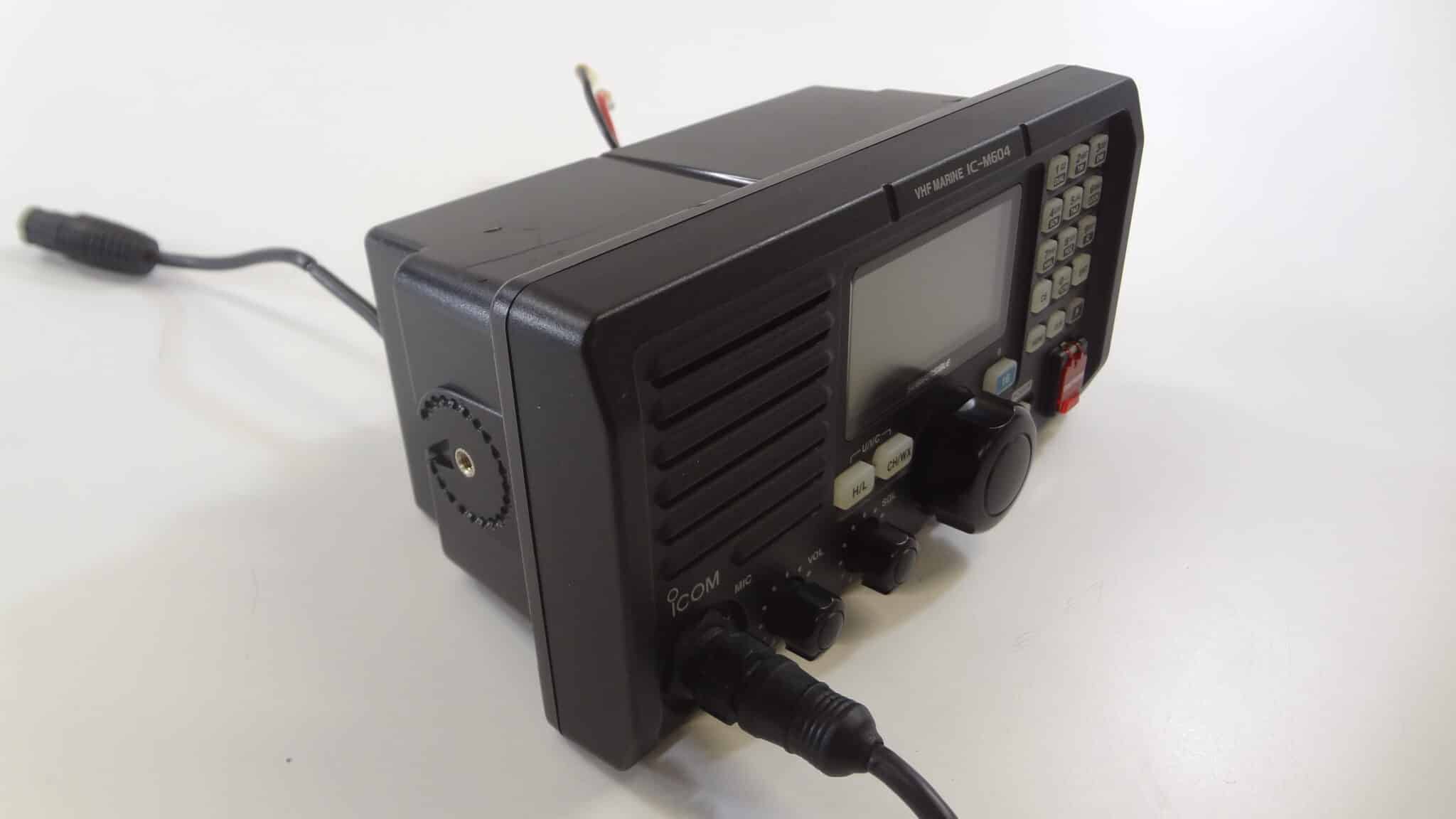 Icom IC-M604 VHF Submersible Fixed Mount Marine Radio Transceiver w ...