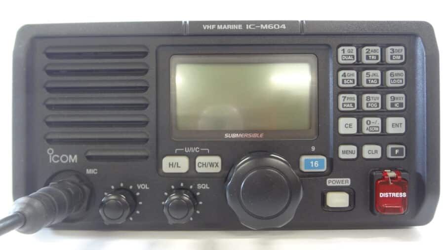 Icom IC-M604 VHF Submersible Fixed Mount Marine Radio Transceiver w ...