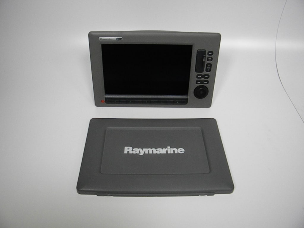 Raymarine C120w MFD w/ Bezel & Sun cover - E62113 - TESTED! - 90 Day ...