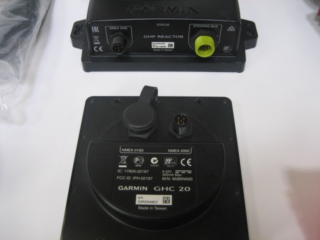 Garmin GHC20 Reactor Hydraulic Autopilot Corepack W/SmartPump//Tested ...