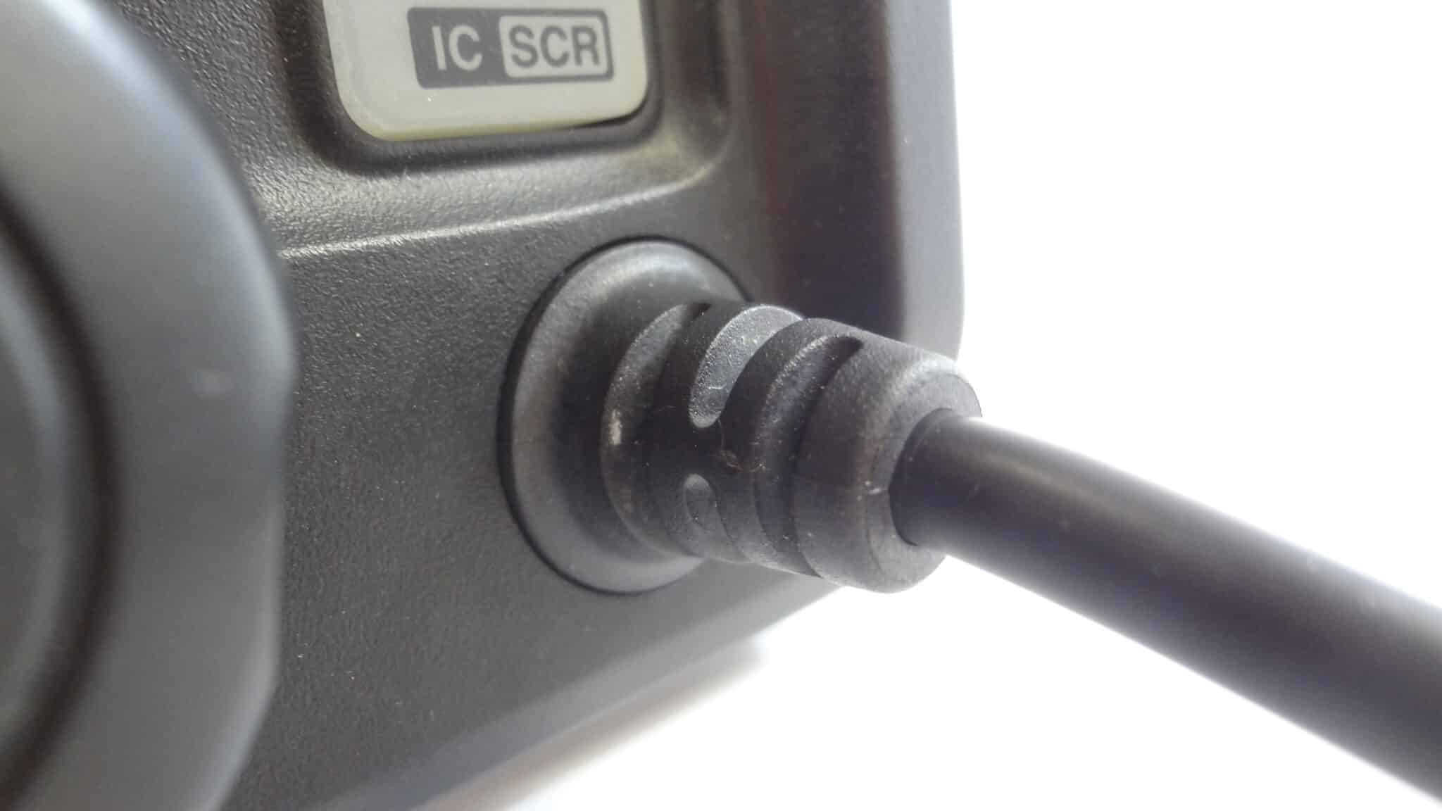 Icom IC-M502 Marine Two-Way VHF Radio Transceiver Unit W/Icom HM-126B ...