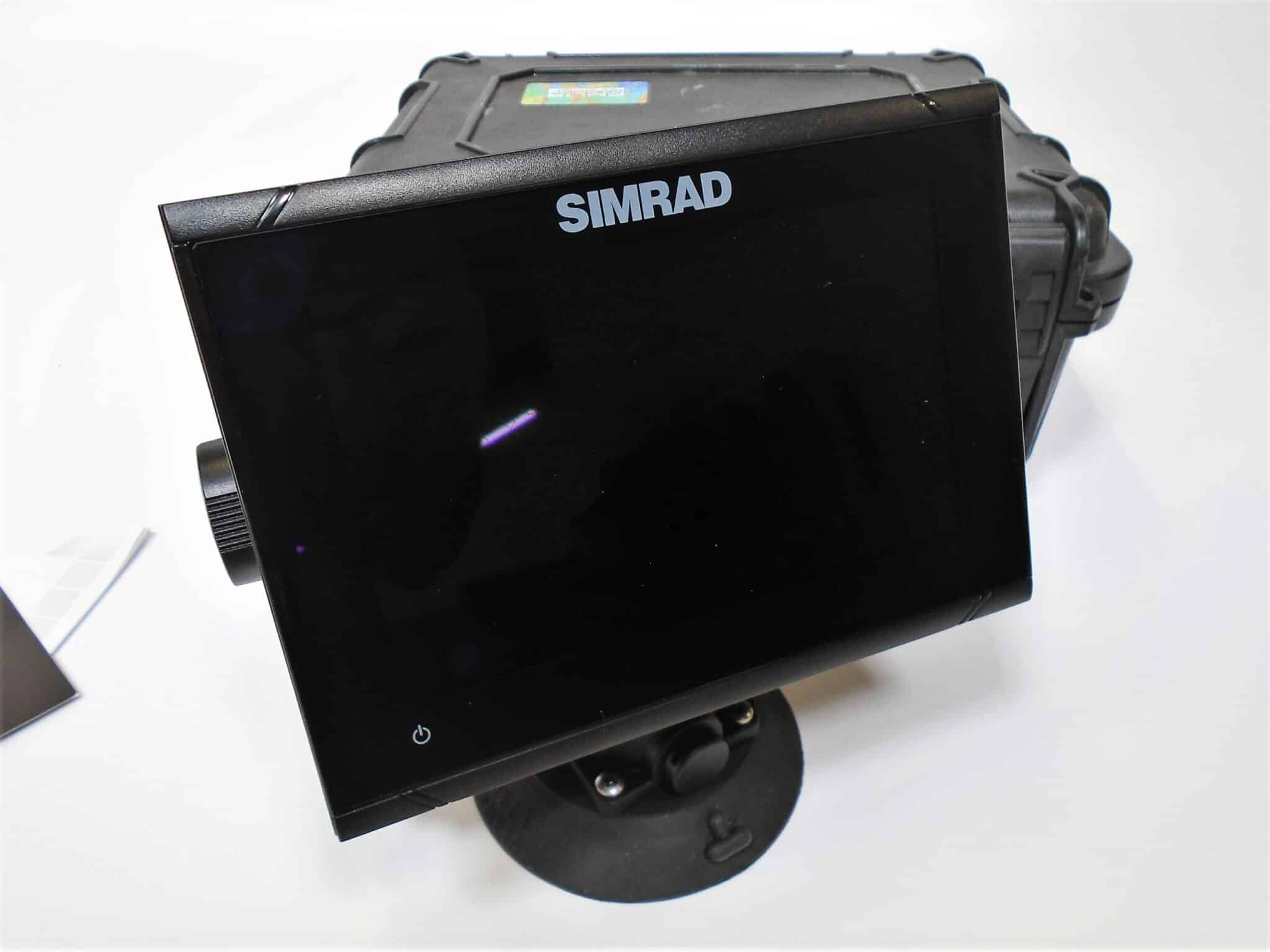 Simrad GO7 XSR MFD &SeaSucker Mount *Power Cable + Suncover* Tested ...