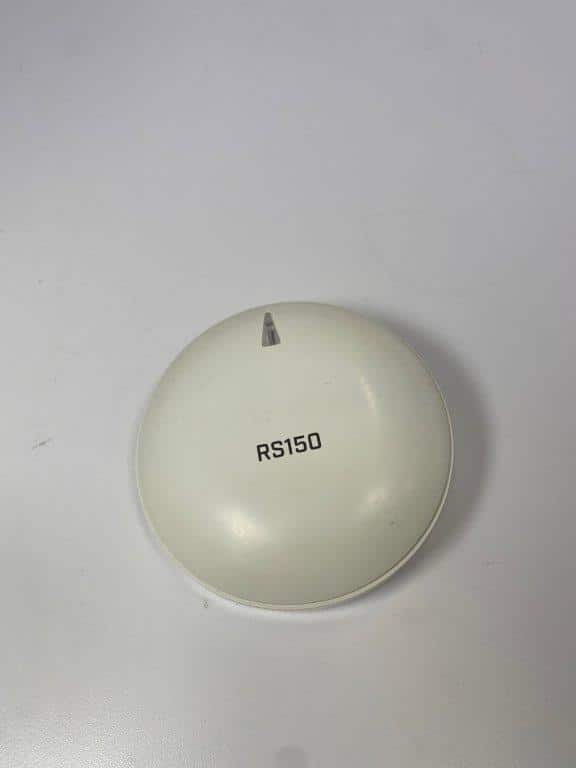 Raymarine Raystar 150 GPS Antenna w/Mount **E70310** 90 Day Warranty ...