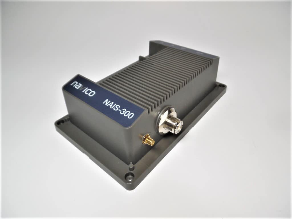 Simrad NAIS-300 Black Box Class B AIS Transceiver w/ Accessories ...