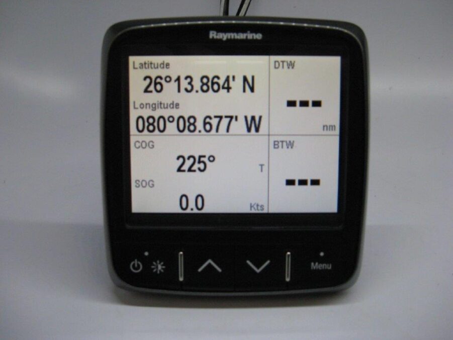 Raymarine i70 MultiFunction Instrument w/Sun Cover - E70046 - 90 Day ...
