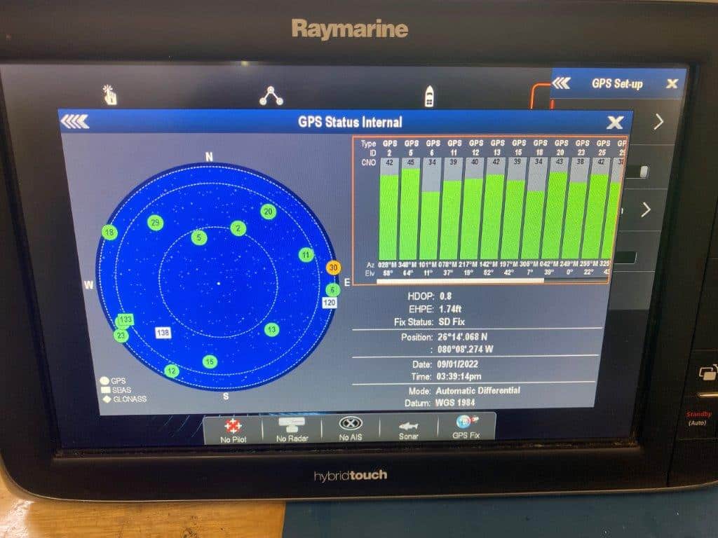 Raymarine Raystar130 GPS Antenna *E32153* 90 Day Warr! - Max Marine ...