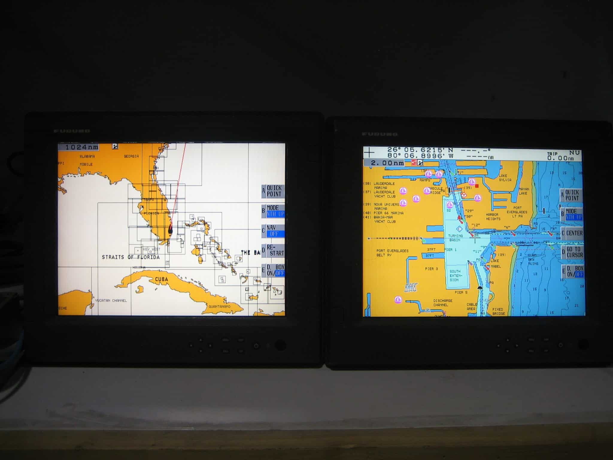 Furuno DUAL MU-155c Navnet VX2 1964CBB 25kw Open Array Radar SYS w/ GPS ...