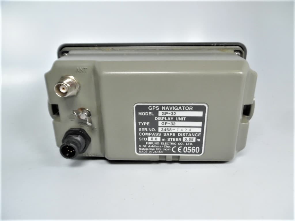 Furuno - GP-32 GPS WAAS Navigator 3.5" Monochrome LCD Display Repeater ...