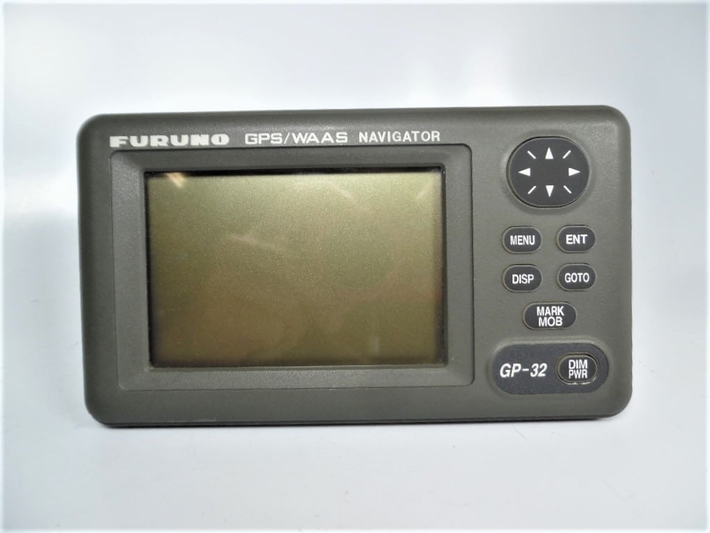Furuno - GP-32 GPS WAAS Navigator 3.5" Monochrome LCD Display Repeater ...