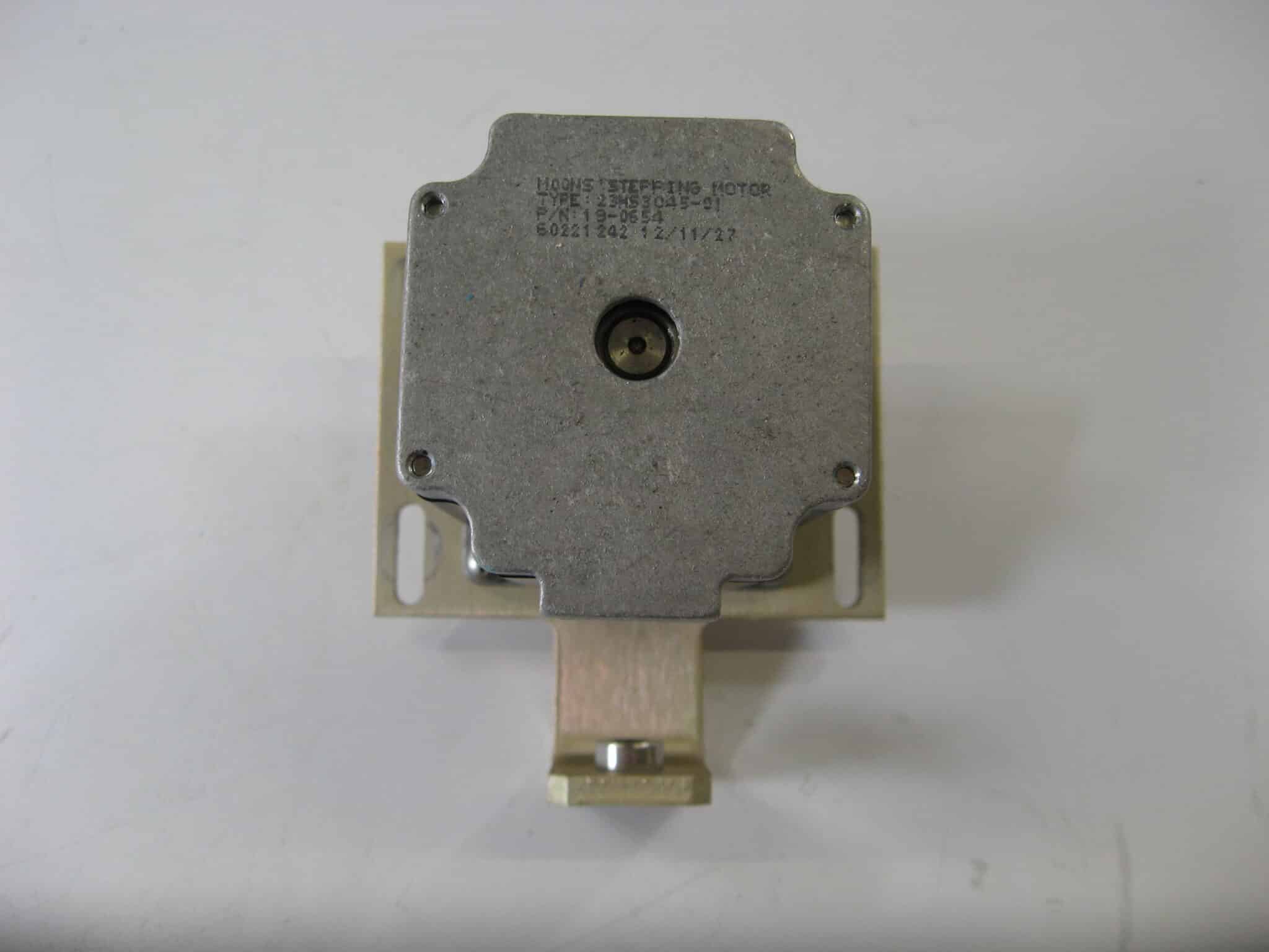 Moons Stepping Motor Type 23HS3045-01 P/N 19-0654 1.8 Degree/Step High ...